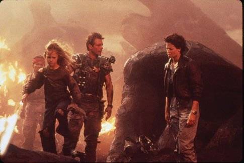 Sigourney Weaver Says Neill Blomkamp's Aliens Worth the Wait