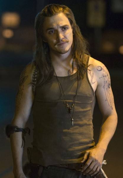 Outsiders: Kyle Gallner on His Place in the Farrell Family