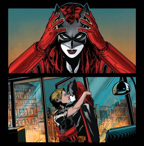 Why Batwoman Is a Perfect Fit for the Arrowverse