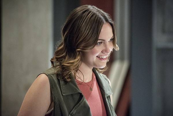 The Flash Season 3: New Trailer Teases Joey King's Magenta