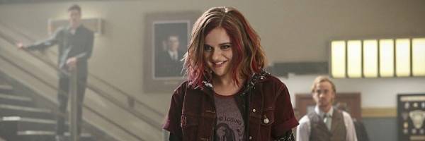 The Flash Season 3: New Trailer Teases Joey King's Magenta