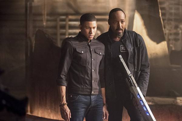 The Flash Recap: "Shade" - The God of Speed