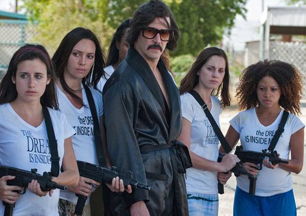 Keanu Reeves, Jim Carrey, & Jason Momoa Star in This Cannibal Thriller