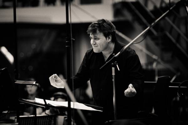 The Invisible Man Composer Benjamin Wallfisch on Crafting the Score