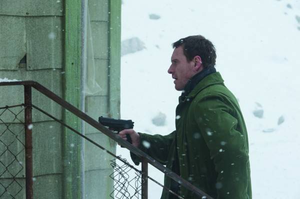The Snowman Review Michael Fassbender Thriller Is A Slog