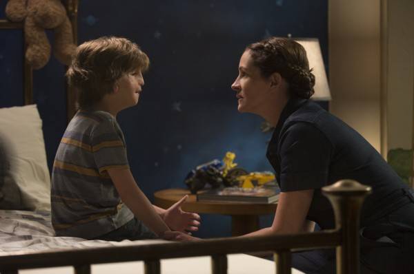 Julia Roberts and Owen Wilson on the Great Message of Wonder