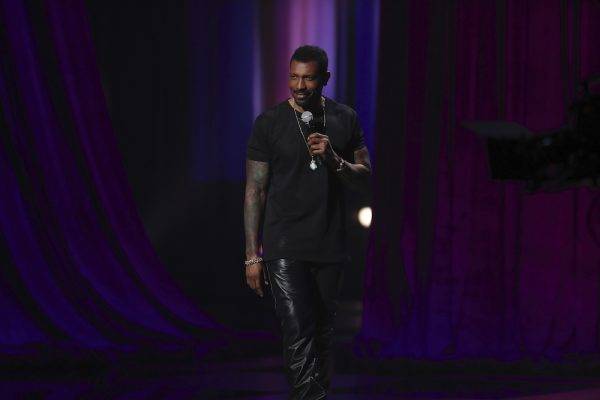 Black-ish Star Deon Cole to Lead Average Joe For BET+
