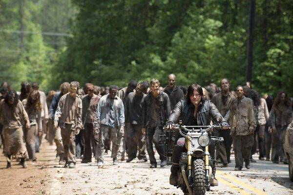 Walking Dead Timeline Explained: From the Pilot to Season 10 & Beyond