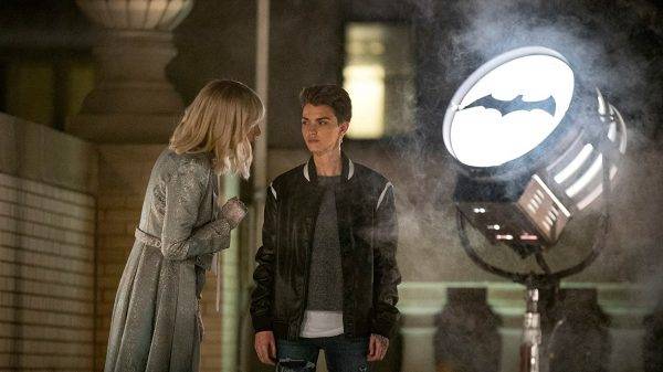 Batwoman Recasting Process Explained by Showrunner