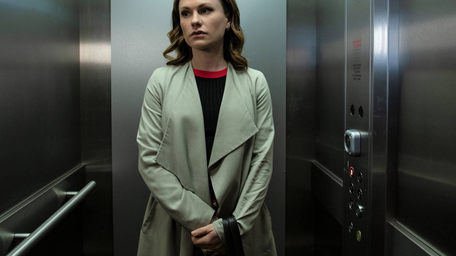 Anna Paquin on Bringing the Dramedy Flack to Amazon Prime