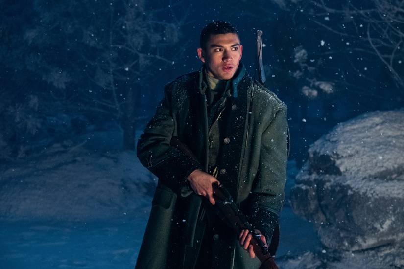 Shadow and Bone: First Images Feature Cast of Netflix Fantasy Show