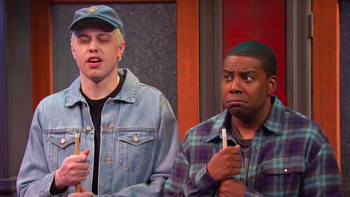SNL "Drivers License" Sketch Finds a Bar Full of Dudes Getting Emotional