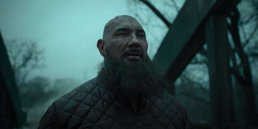 See Cast and Character Guide: Who's Who in the Sci-Fi Series