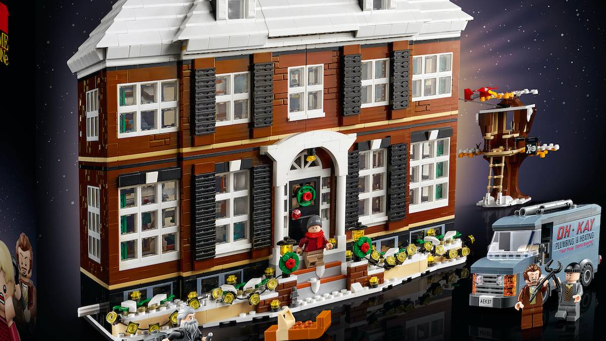 Home Alone LEGO Is an Incredible Replica of Kevin McCallister’s House