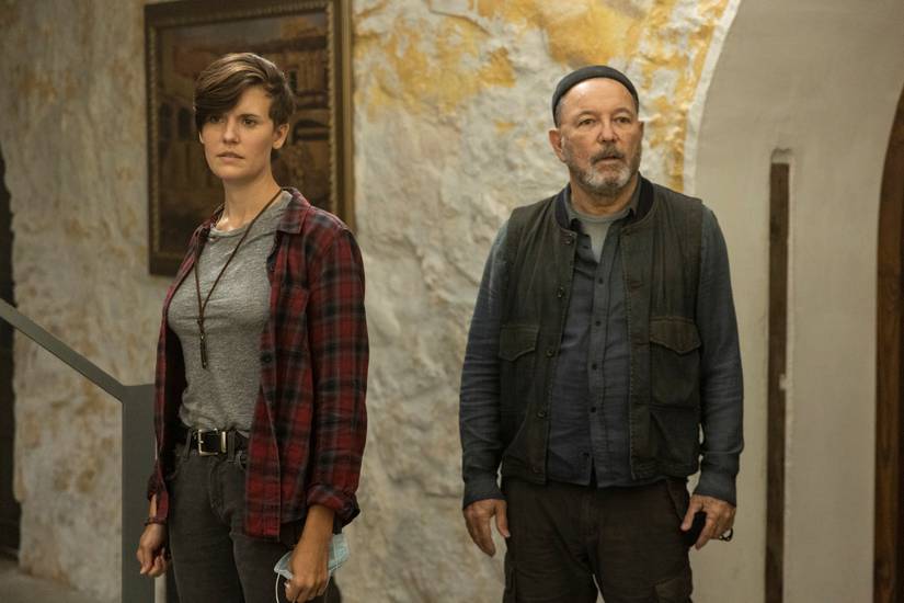 Fear the Walking Dead Cast & Character Guide: Who Is Still Alive?