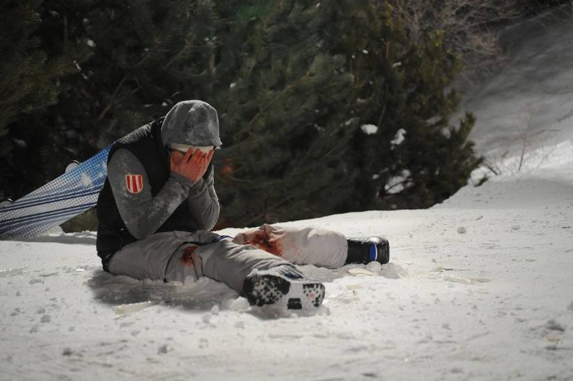 9 Best Winter Horror Movies That Aren't The Shining