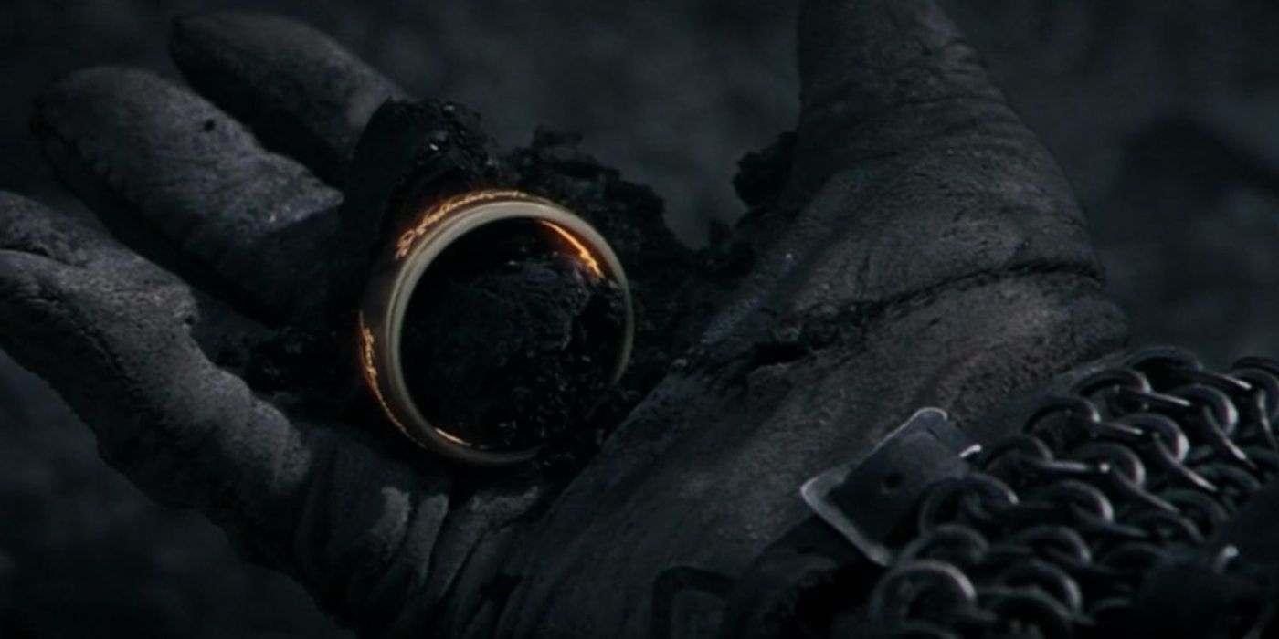 The Rings of Power: Isildur and His Lord of the Rings Connection Explained