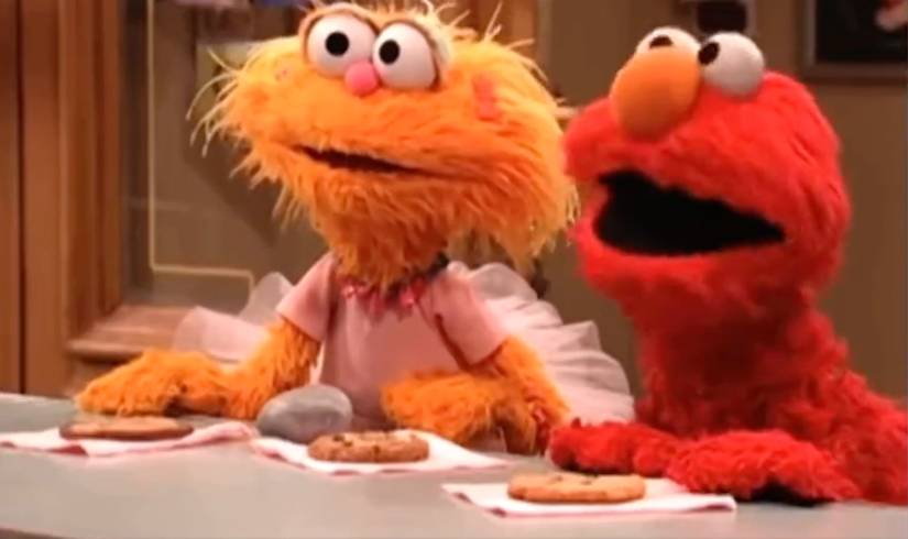 SNL Elmo and Rocco Escalate Their Feud on Weekend Update