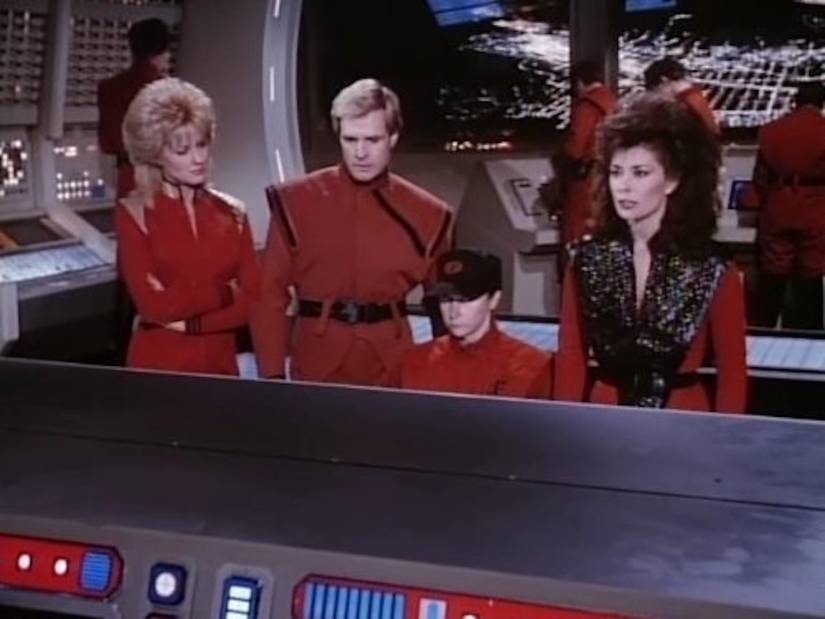 Best Alien Invasion TV Shows, From V to The X-Files