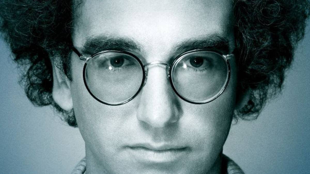 The Larry David Story Trailer Unwraps the Legacy of a Comedy Icon