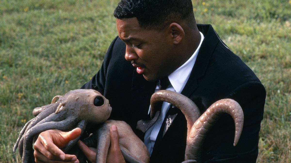 Will Smith’s 91% Rotten Tomatoes Sci-Fi Buddy Comedy Is Invading a New ...