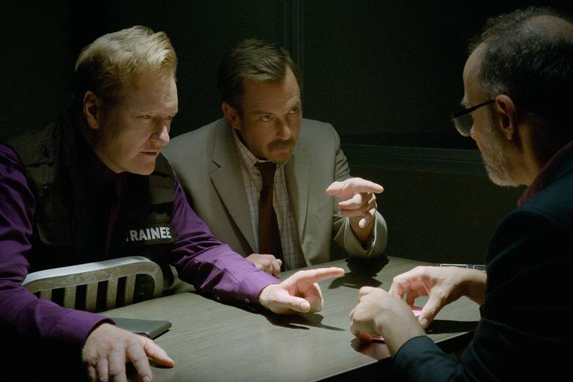 Murderville Guest Stars Ranked by How Many Actors They Made Break Character