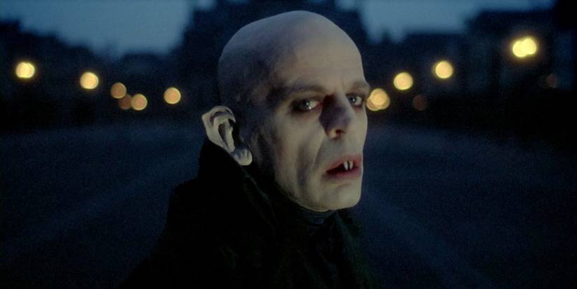 10 Horror Movies With Elderly Villains