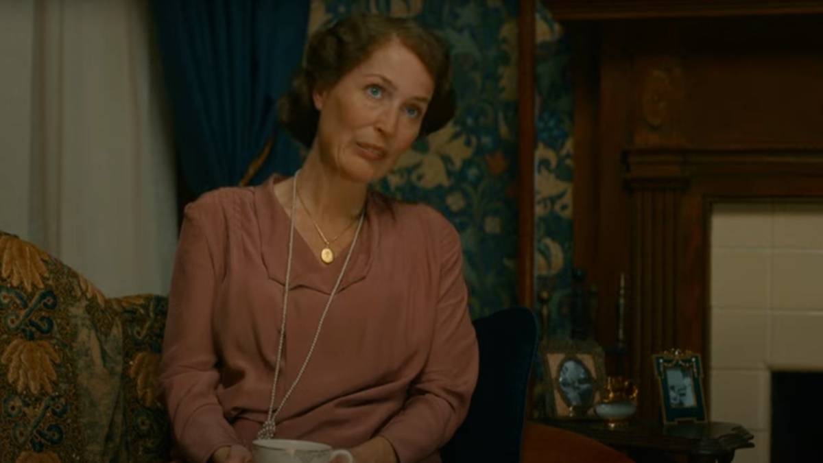 First Lady Clip Reveals Gillian Anderson as Eleanor Roosevelt