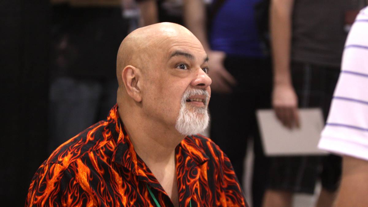 DC to Celebrate Comics Icon George Pérez With Colorful Multi-Issue Tribute