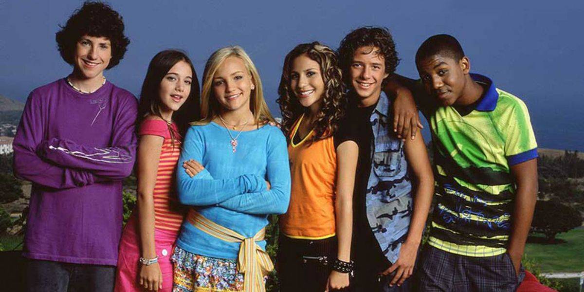 Zoey 101 Lands Sequel Film With Original Cast Returning