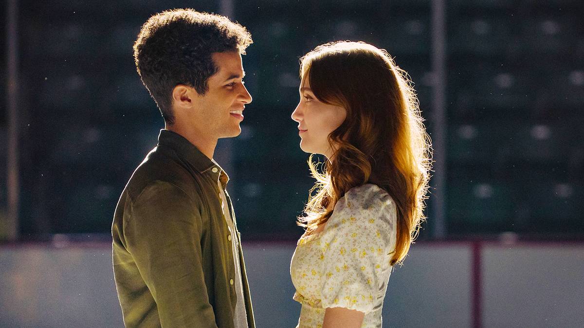 Hello, Goodbye, and Everything in Between Trailer Teases Netflix Adaptation