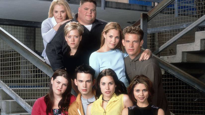 Leslie Bibb Revisits Losing a Role Mid-Flight While Traveling to Set