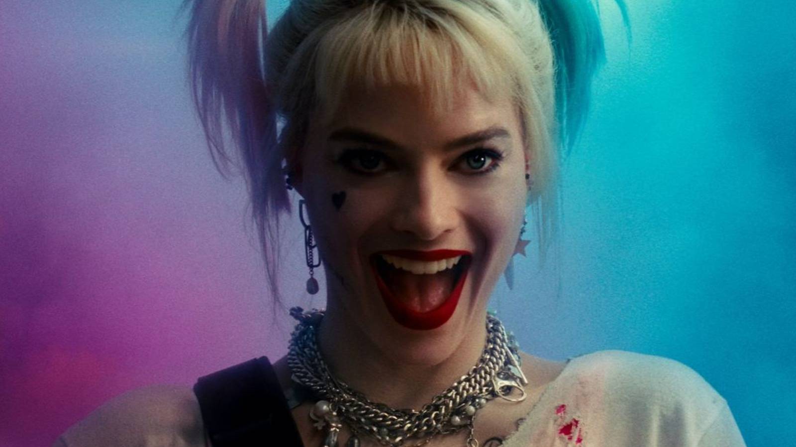 Margot Robbie Wants Harley Quinn & Poison Ivy's Romance on the Big Screen