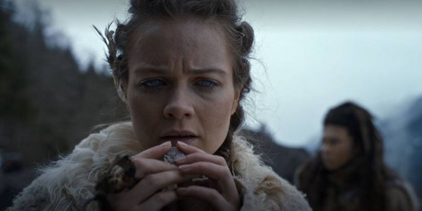 See Cast and Character Guide: Who's Who in the Sci-Fi Series