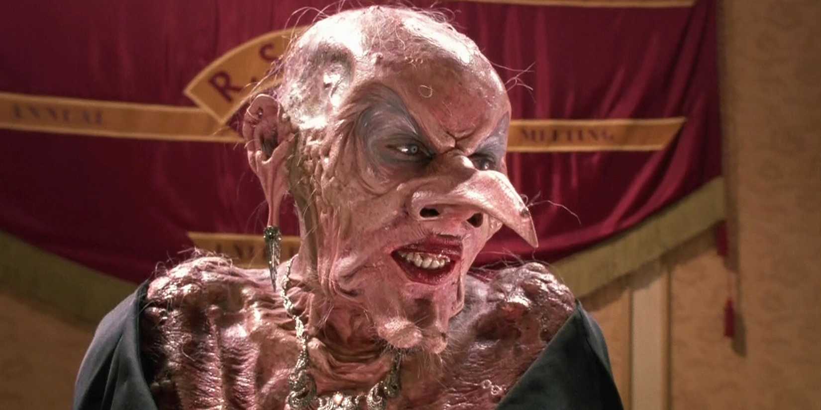 20 Dark Fantasy Movies That are as Scary as They are Creative