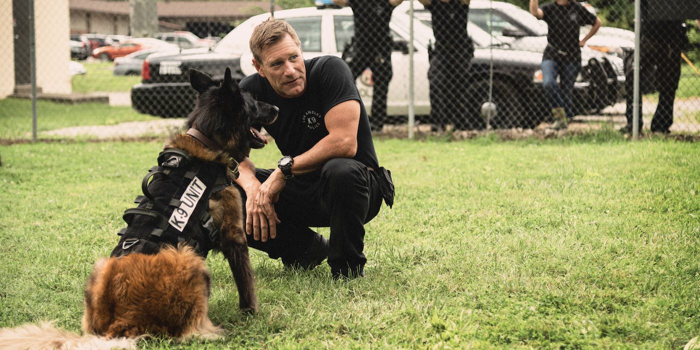Muzzle Movie Image: Aaron Eckhart Makes a Furry Friend