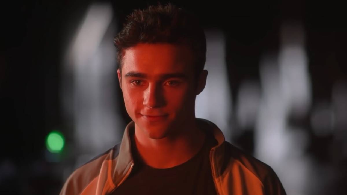 Superman & Lois Season 3: Michael Bishop Cast as Jonathan Kent