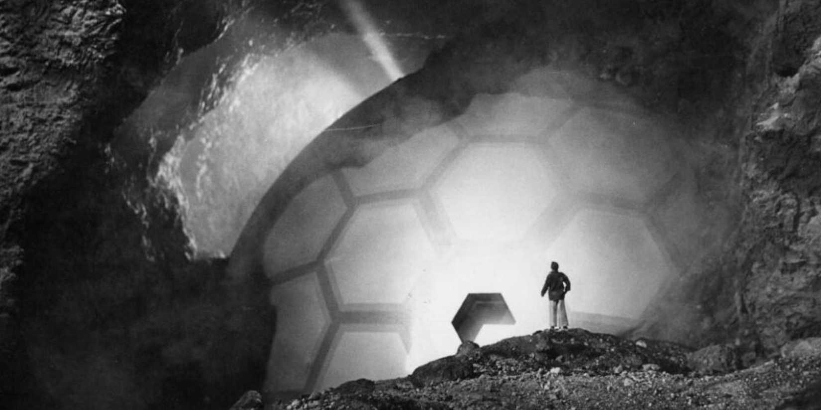 40 Best Movies About Alien Invasions, Ranked According to Rotten Tomatoes