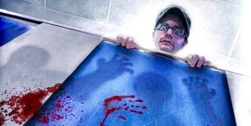 The 10 Best, Scariest Zombie Movies to Watch This Holiday Season