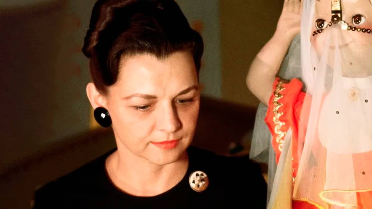 Alice Estes Davis Dead at 93