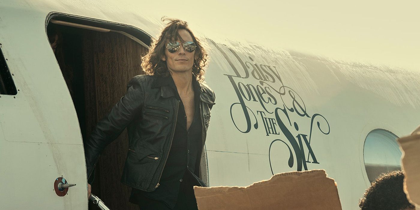 First Daisy Jones & the Six Images Show Sam Claflin and Riley Keough