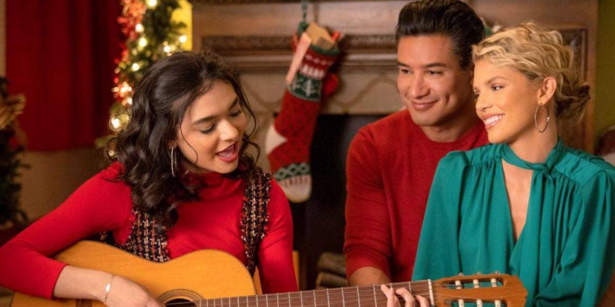 10 Latino Holiday Films That Should Be A Yearly Tradition