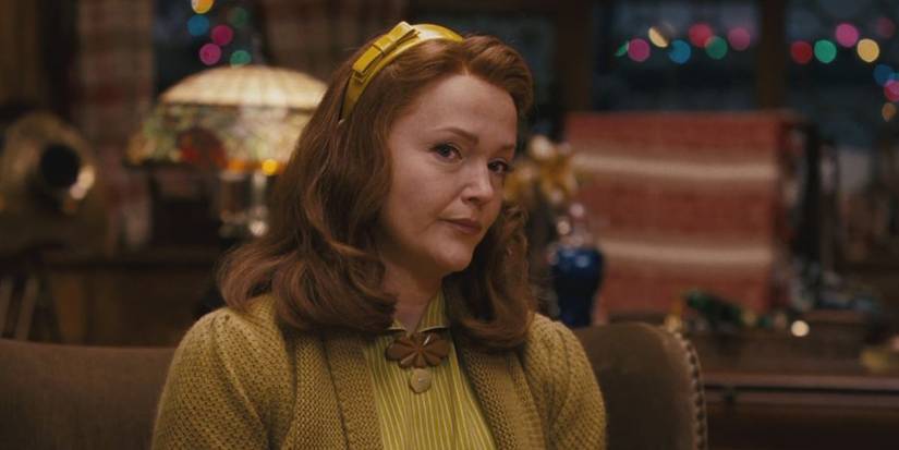 10 Best Portrayals of Mrs. Claus On Screen, From Goldie Hawn to Angela ...