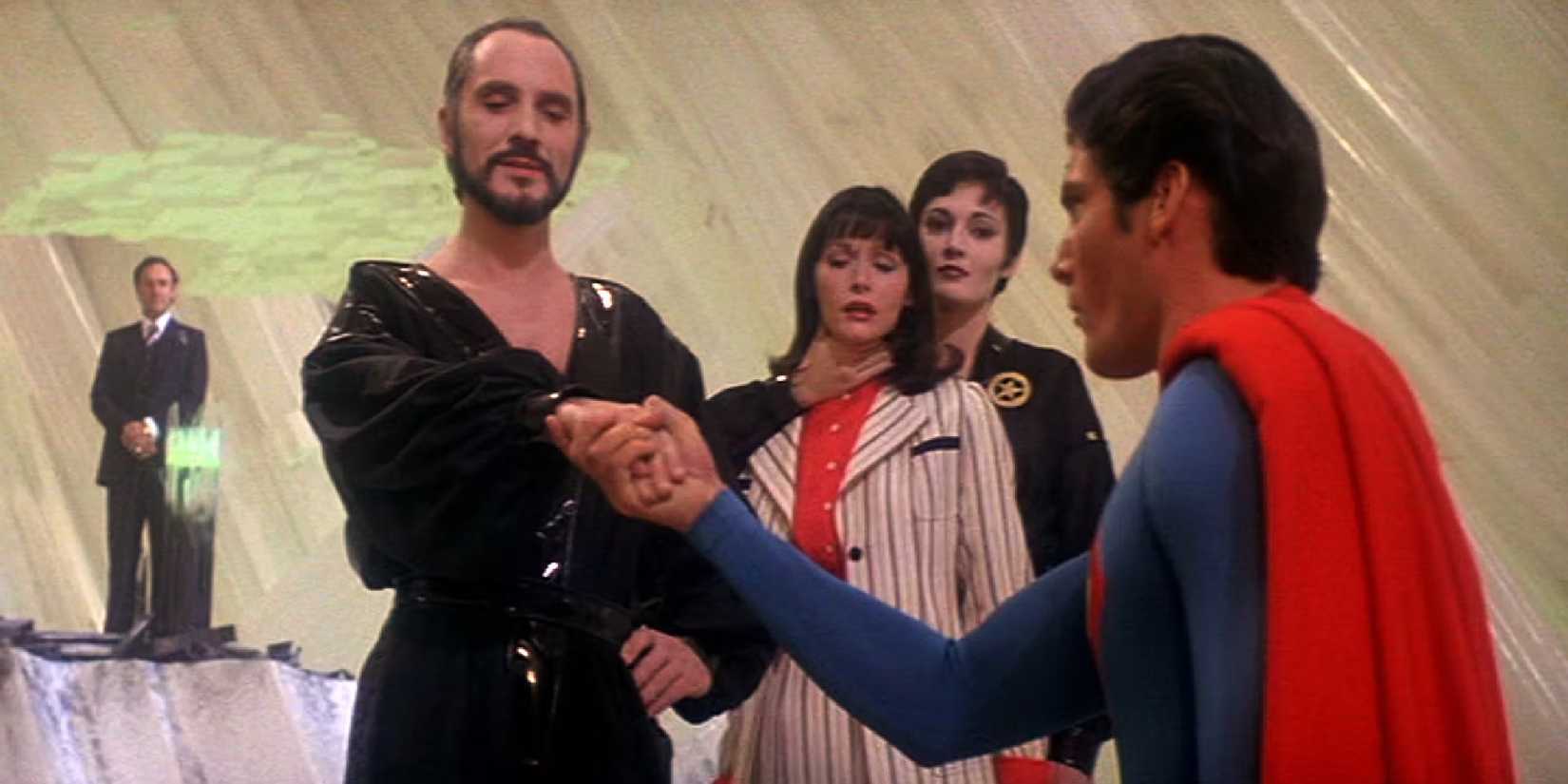 10 Best Superman Movie Scenes, Ranked
