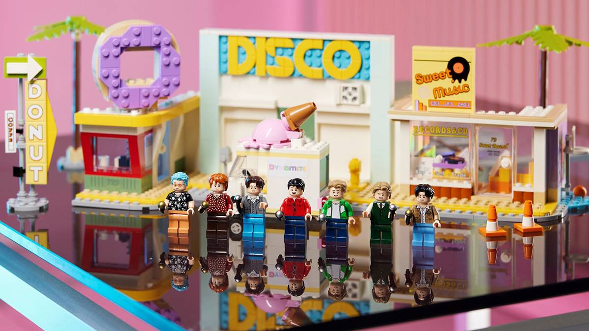 BTS "Dynamite" Lego Set Has Over 700 Pieces