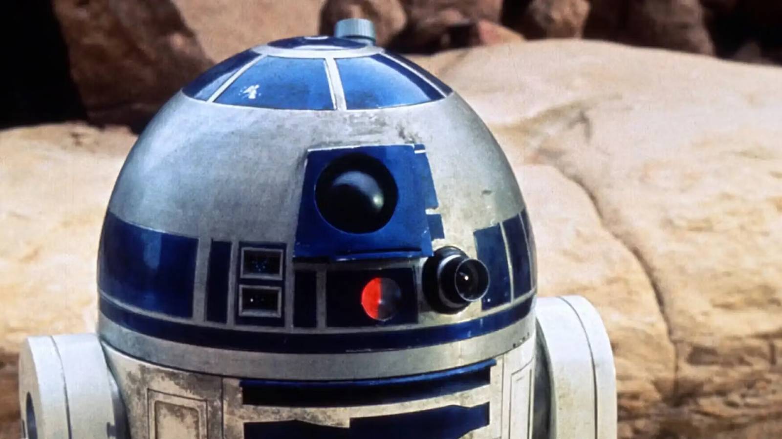 R2-D2 Gets Collectible Popcorn Bucket for ‘The Phantom Menace’ Re-Release