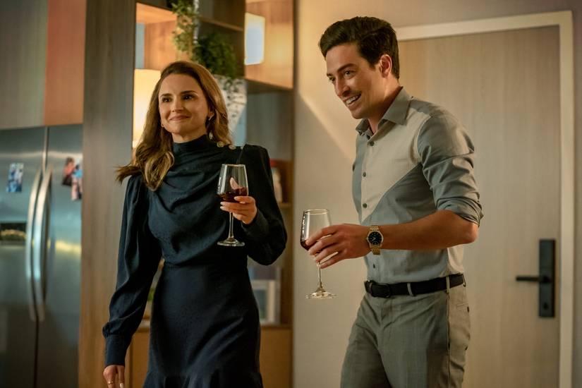 'A Tourist's Guide to Love' Trailer Shows Rachael Leigh Cook on an Adventure