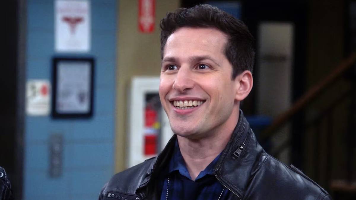 Andy Samberg Talks Filming 'Lee' and Working With Kate Winslet