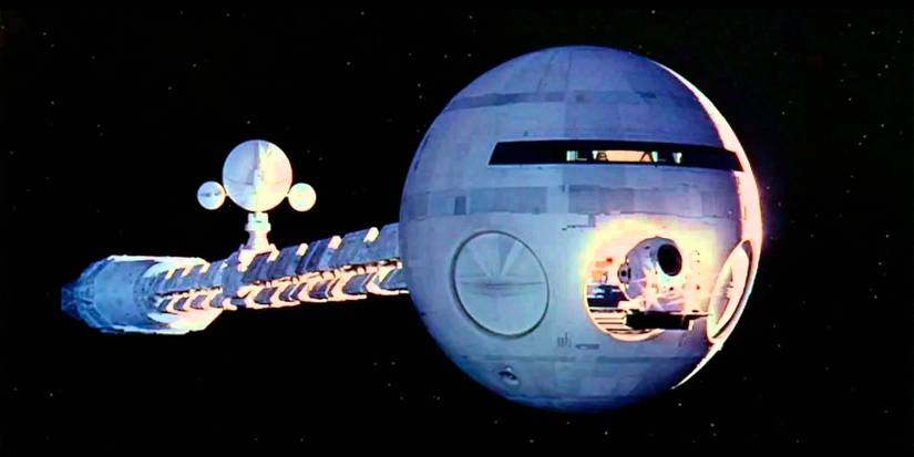 14 Best Spaceships in Sci-Fi Movies and TV Shows