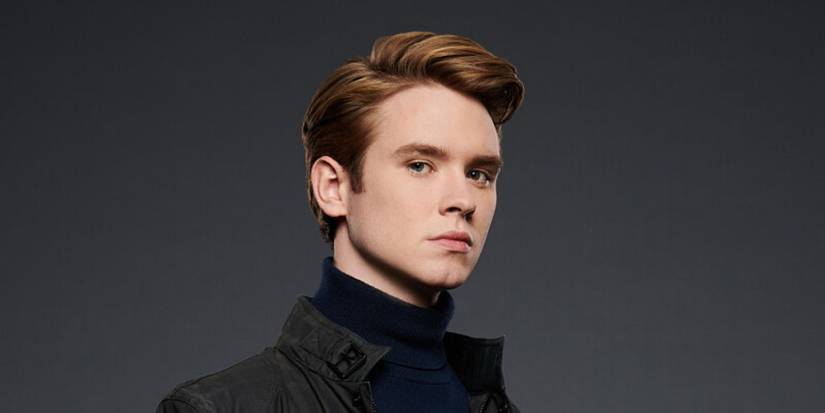 'Gotham Knights' Cast & Character Guide: Who Stars in the The CW Series